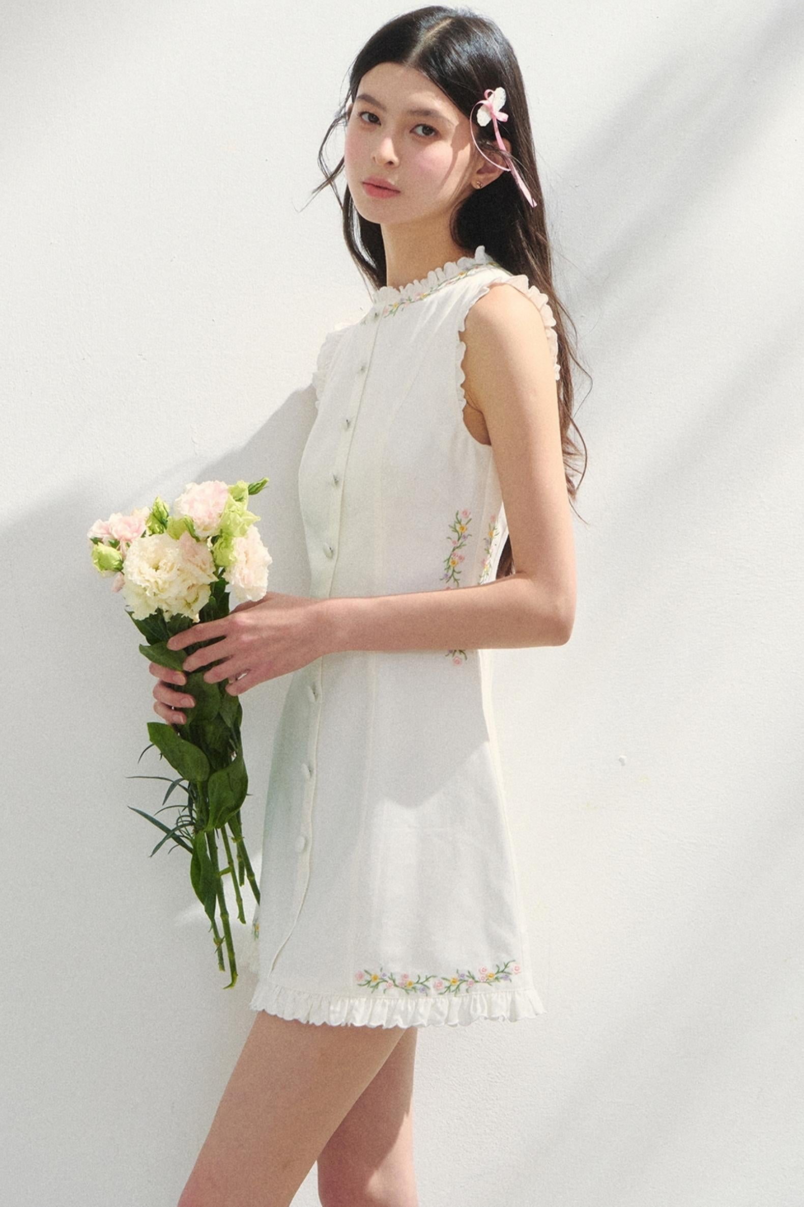 Floral Embroidered Summer Dress – BellaModa