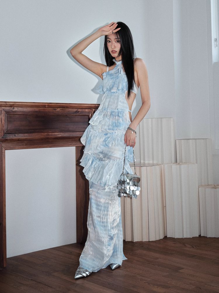 Halter neck slim dress – BellaModa